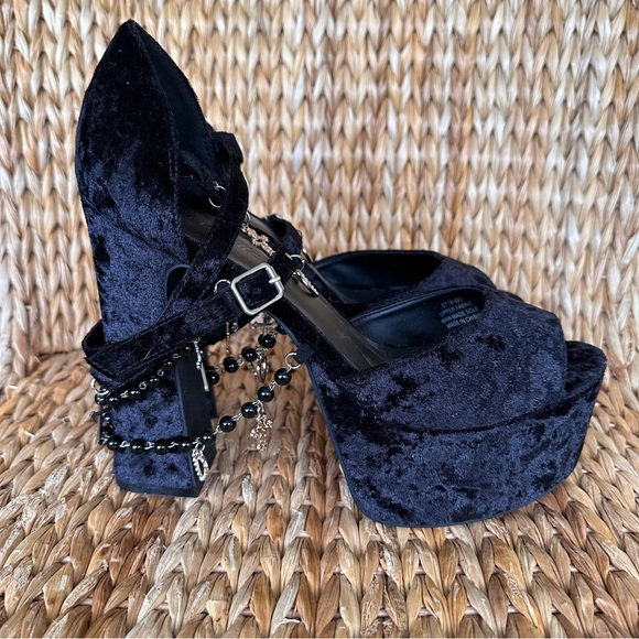 Dolls Kill | Shoes | New Unholy Revelation X Dolls Kill Black Velvet ...